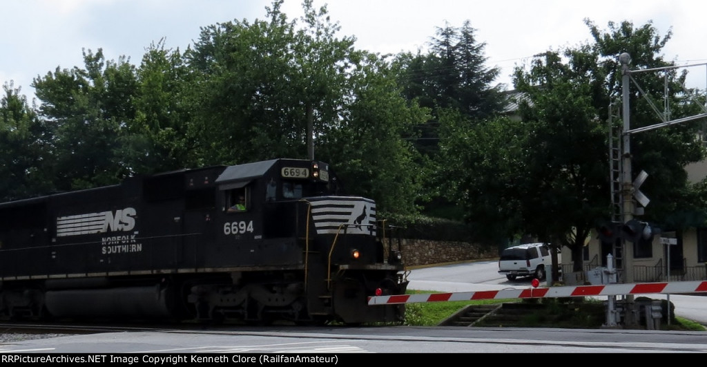 NS train #221 (Intermodal) (Charlotte, NC - Atlanta, GA)